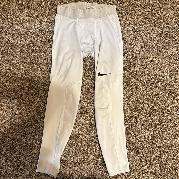 Nike | Pants | Nike Pro Hyperwarm Compression Tights Large White | Poshmark
